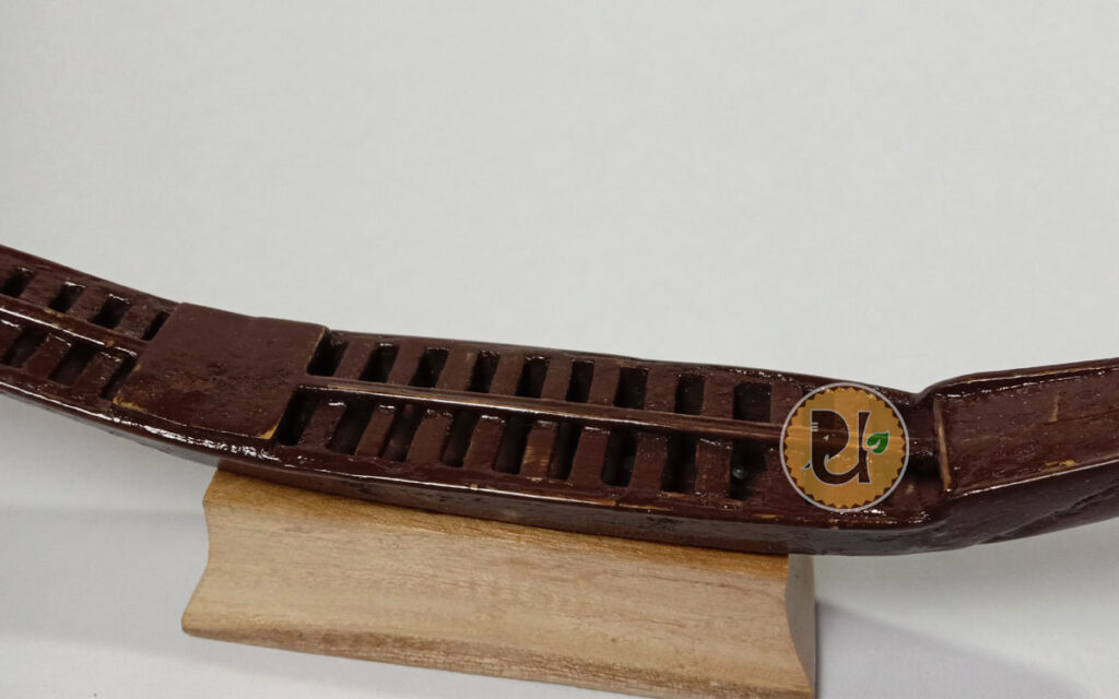 Wooden Miniature Kerala Snake Boat Chundan vallam7 - Udhaya Toys